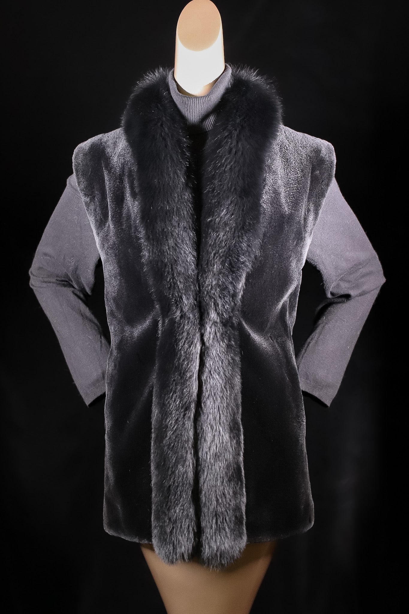 Sheared Mink Reversible to Gortex Rainwear Vest with Fox Tuxedo Trim – Alaska Fur Gallery, Inc.